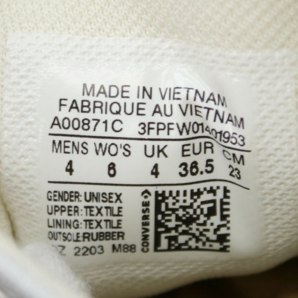 Converse | Shoes | Converse Ladies 6 Chuck Taylor All Star Lugged 2 ...